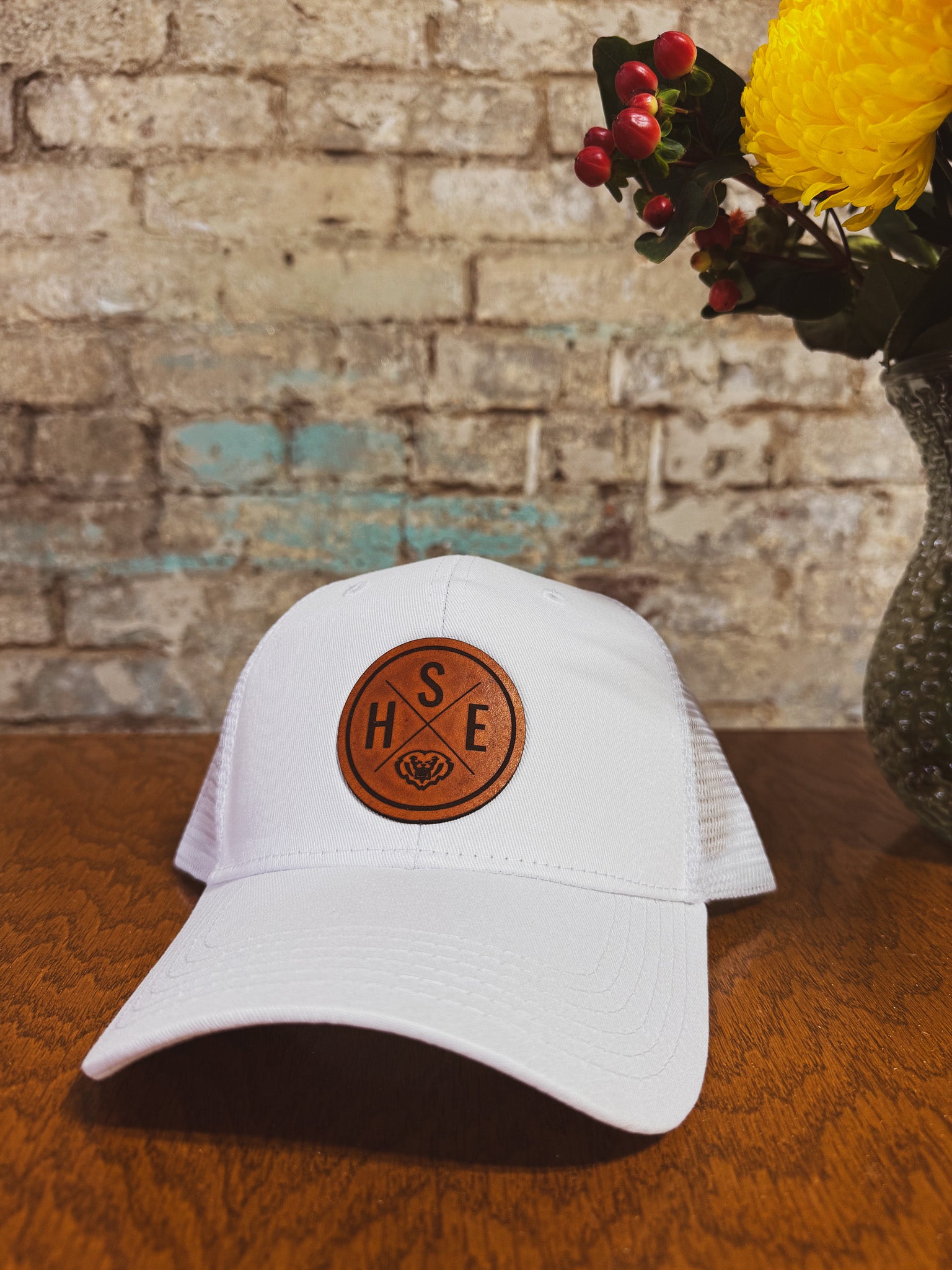 HSE Circle X Patch on White – Left Grain
